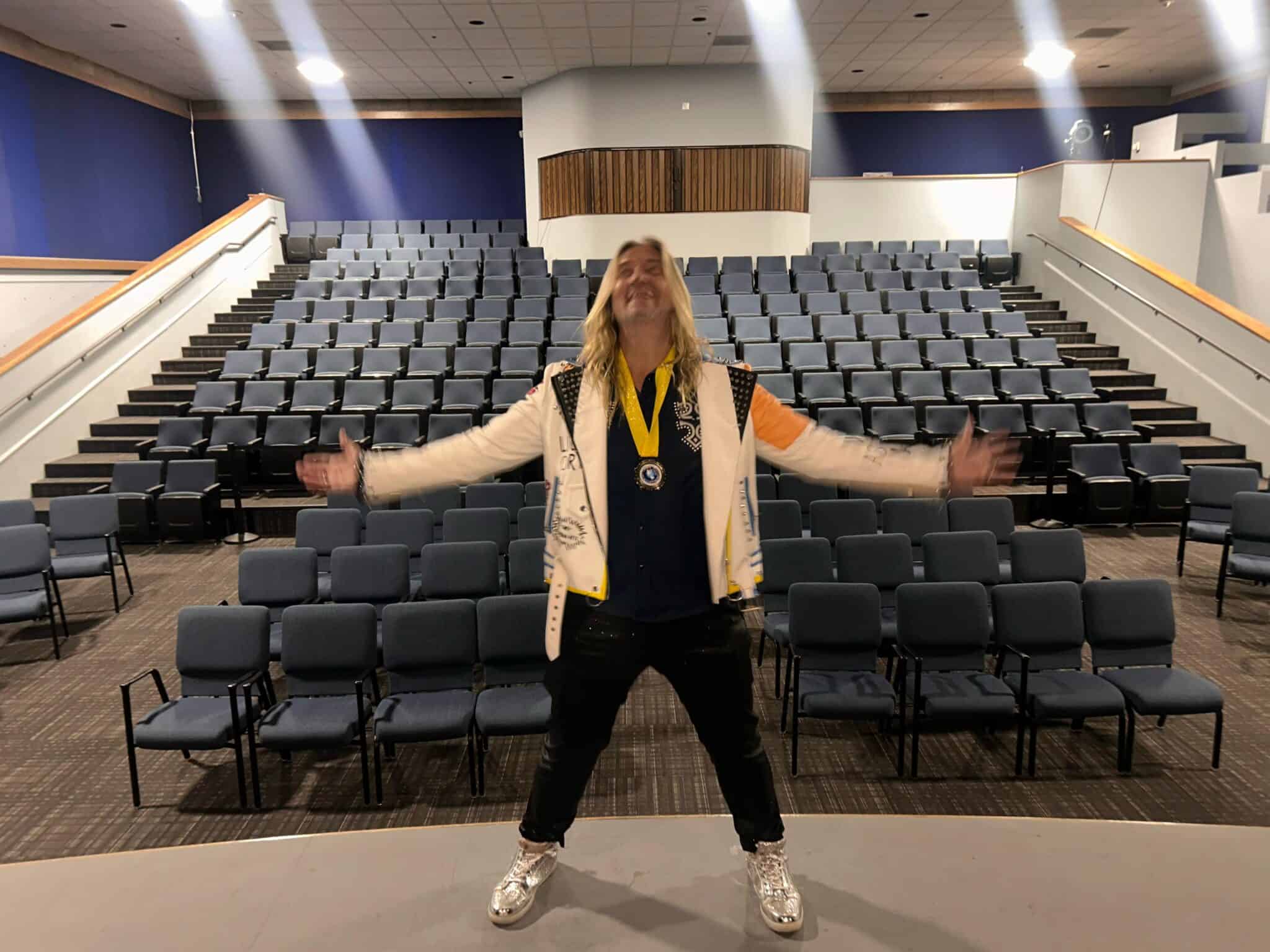 EDITORIAL: Javier Ceriani entra al Top 100 de podcasts en YouTube USA ...